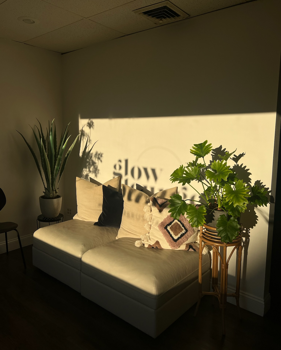locations – The Glow Lounge